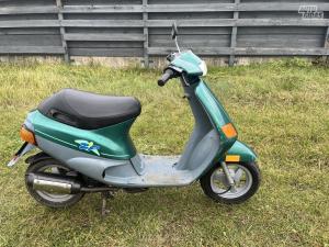 Green Piaggio ZIP 1993 in Vilnius, with an engine capacity of 0.05 L and mileage of 12 thousand km for 550 €, photo 2 on AUTOMOTO.COM.LV