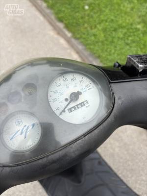 Piaggio ZIP 2008 в Каунас, объемом двигателя 0.05 л и пробегом 18 тыс. км за 1050 €, фото 5 на AUTOMOTO.COM.LV