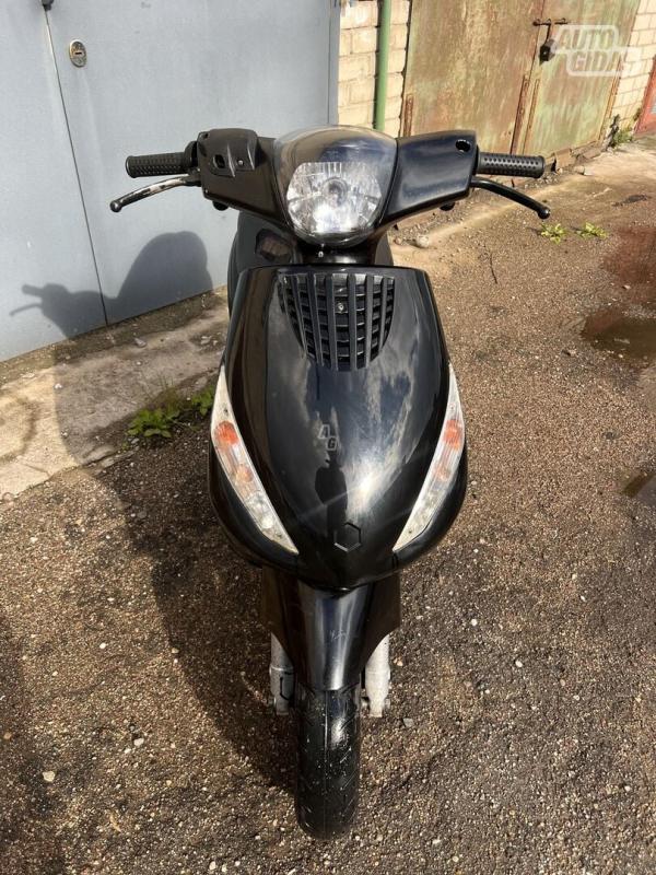 Piaggio ZIP 2010 in Vilnius, with an engine capacity of 0.00 L and mileage of 0 thousand km for 1350 €, photo 2 on AUTOMOTO.COM.LV