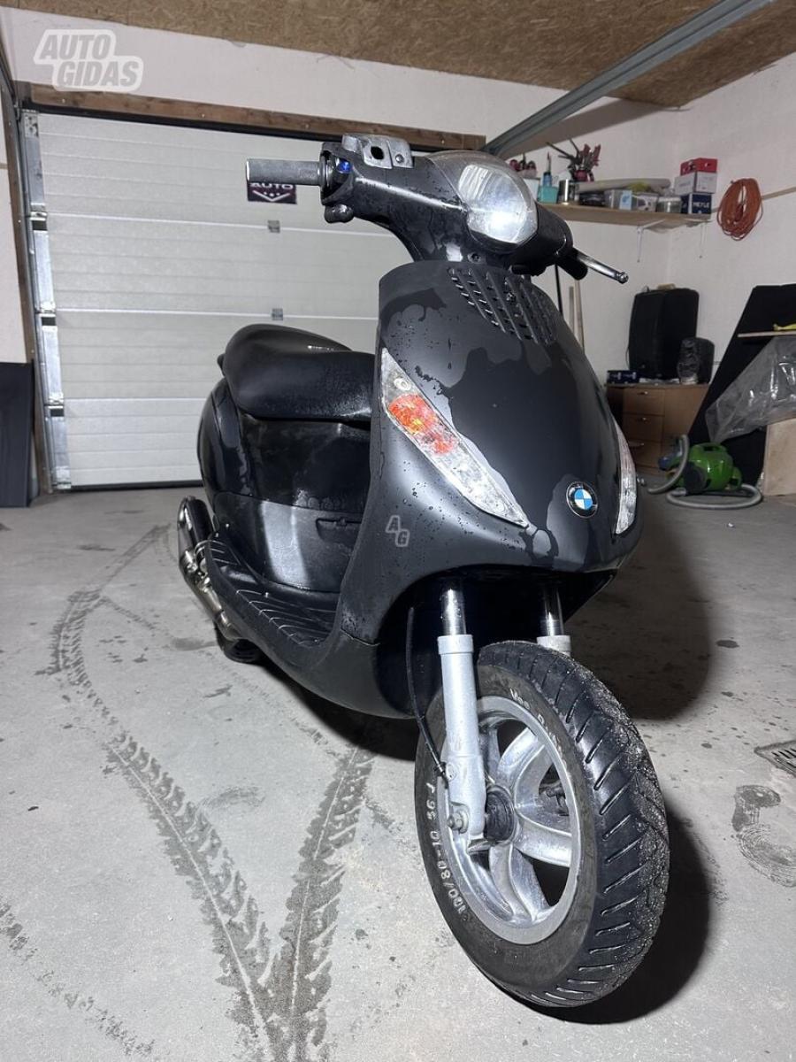 Piaggio ZIP 2011 in Raseiniai, with an engine capacity of 0.00 L and mileage of 0 thousand km for 1100 €, photo 1 on AUTOMOTO.COM.LV