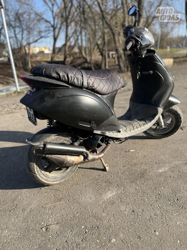 Piaggio ZIP 2013 Panevēža, ar dzinēja tilpumu 0.00 L un nobraukumu 0 tūkst. km par 1000 €, foto 6 vietnē AUTOMOTO.COM.LV