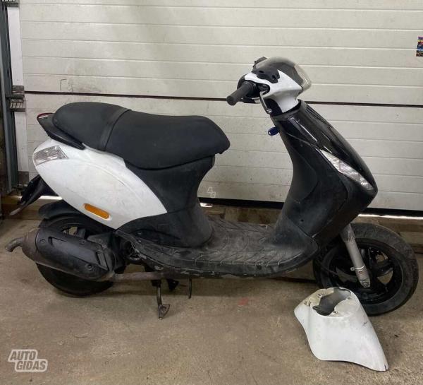 Piaggio ZIP 2013 в Каунас, объемом двигателя 0.00 л и пробегом 0 тыс. км за 670 €, фото 1 на AUTOMOTO.COM.LV