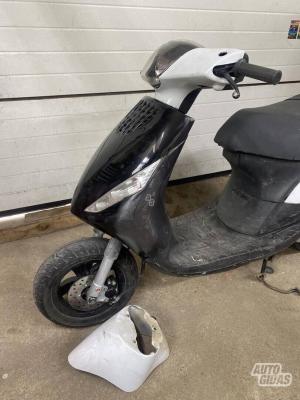 Piaggio ZIP 2013 в Каунас, объемом двигателя 0.00 л и пробегом 0 тыс. км за 670 €, фото 8 на AUTOMOTO.COM.LV