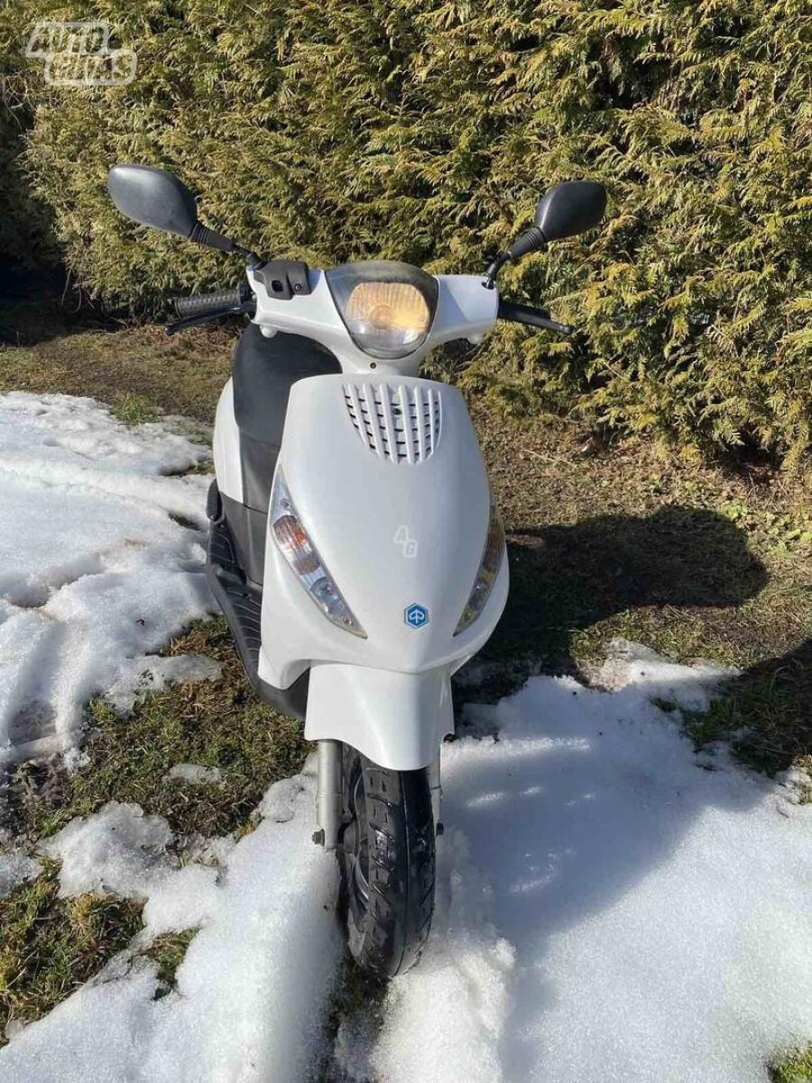 Piaggio ZIP 2014 in Kaunas, with an engine capacity of 0.00 L and mileage of 0 thousand km for 1150 €, photo 1 on AUTOMOTO.COM.LV