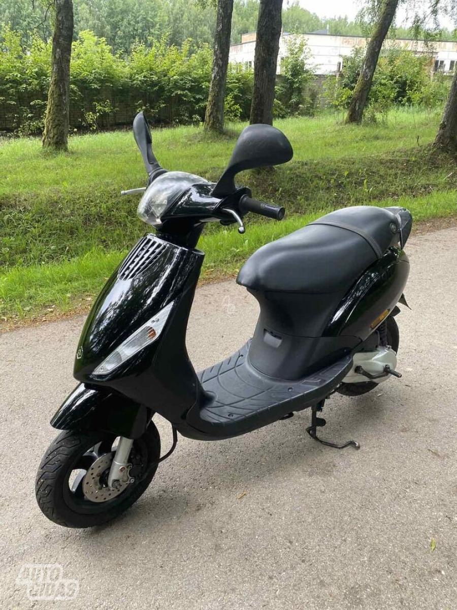 Piaggio ZIP 2014 в Каунас, объемом двигателя 0.00 л и пробегом 0 тыс. км за 1020 €, фото 1 на AUTOMOTO.COM.LV