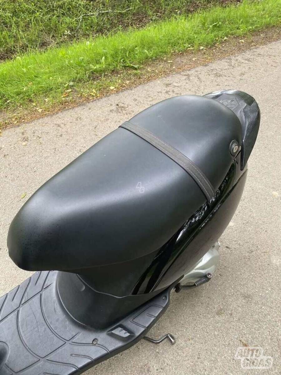 Piaggio ZIP 2014 в Каунас, объемом двигателя 0.00 л и пробегом 0 тыс. км за 1020 €, фото 12 на AUTOMOTO.COM.LV