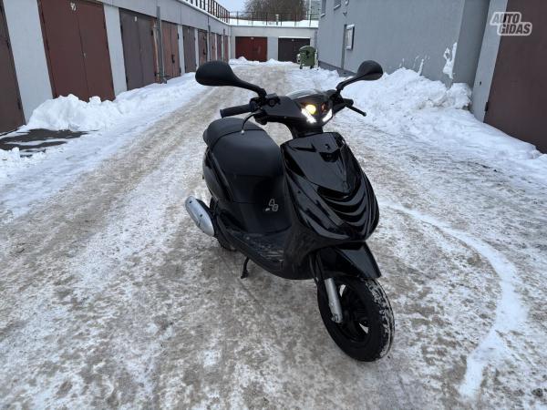 Piaggio ZIP 2016 в Вильнюс, объемом двигателя 0.00 л и пробегом 0 тыс. км за 900 €, фото 1 на AUTOMOTO.COM.LV