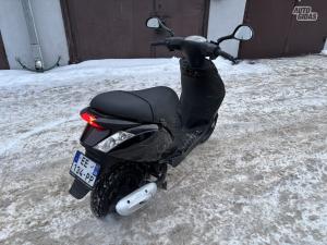 Piaggio ZIP 2016 Viļņa, ar dzinēja tilpumu 0.00 L un nobraukumu 0 tūkst. km par 900 €, foto 3 vietnē AUTOMOTO.COM.LV