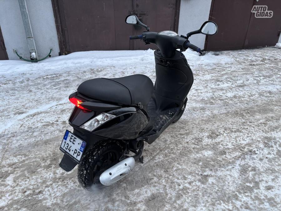 Piaggio ZIP 2016 Viļņa, ar dzinēja tilpumu 0.00 L un nobraukumu 0 tūkst. km par 900 €, foto 3 vietnē AUTOMOTO.COM.LV