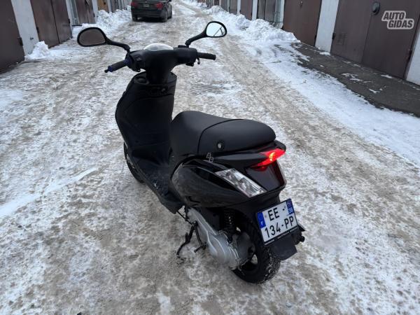 Piaggio ZIP 2016 в Вильнюс, объемом двигателя 0.00 л и пробегом 0 тыс. км за 900 €, фото 5 на AUTOMOTO.COM.LV