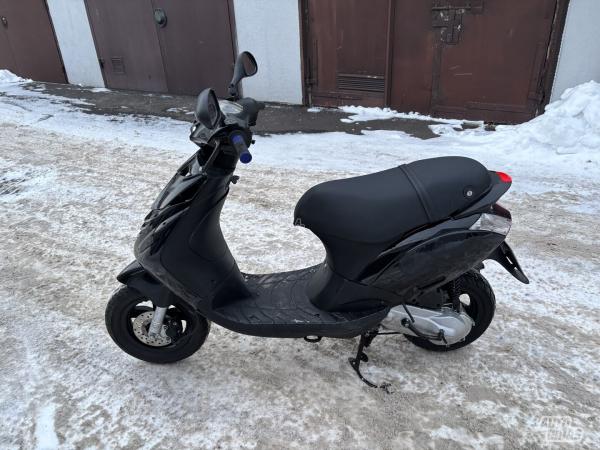 Piaggio ZIP 2016 в Вильнюс, объемом двигателя 0.00 л и пробегом 0 тыс. км за 900 €, фото 7 на AUTOMOTO.COM.LV