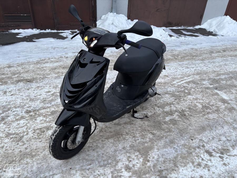 Piaggio ZIP 2016 Viļņa, ar dzinēja tilpumu 0.00 L un nobraukumu 0 tūkst. km par 900 €, foto 8 vietnē AUTOMOTO.COM.LV