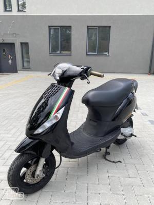 Piaggio ZIP 2018 в Каунас, объемом двигателя 0.00 л и пробегом 0 тыс. км за 1150 €, фото  на AUTOMOTO.COM.LV