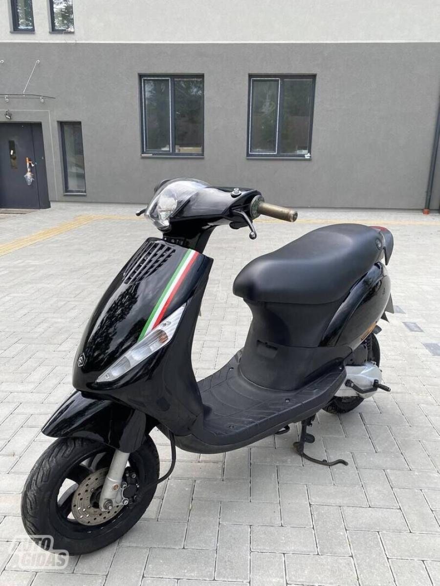Piaggio ZIP 2018 Kauņa, ar dzinēja tilpumu 0.00 L un nobraukumu 0 tūkst. km par 1150 €, foto 1 vietnē AUTOMOTO.COM.LV