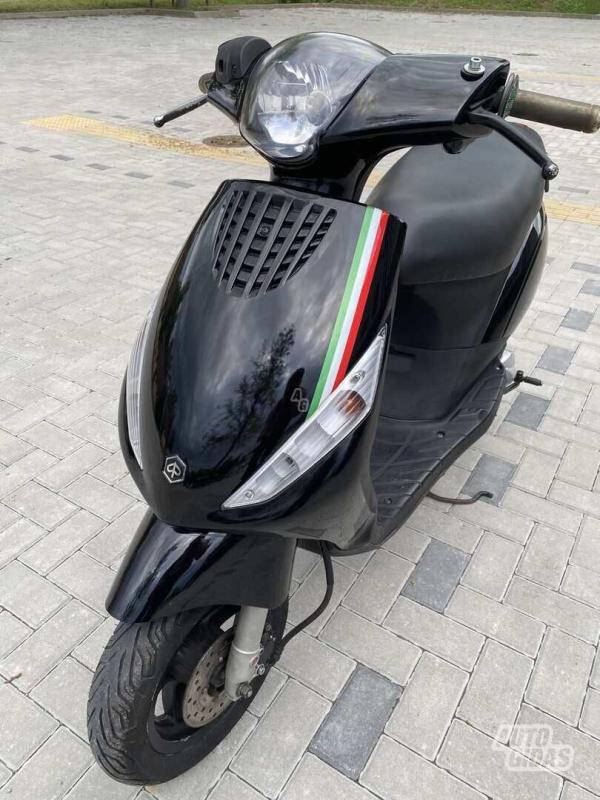 Piaggio ZIP 2018 Kauņa, ar dzinēja tilpumu 0.00 L un nobraukumu 0 tūkst. km par 1150 €, foto 2 vietnē AUTOMOTO.COM.LV