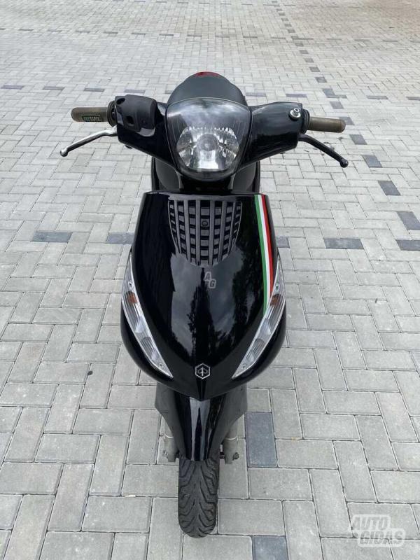 Piaggio ZIP 2018 Kauņa, ar dzinēja tilpumu 0.00 L un nobraukumu 0 tūkst. km par 1150 €, foto 3 vietnē AUTOMOTO.COM.LV