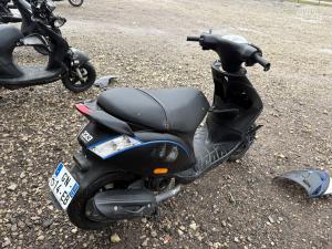 Piaggio ZIP 2023 в Кельме, объемом двигателя 0.05 л и пробегом 16 тыс. км за 415 €, фото 3 на AUTOMOTO.COM.LV