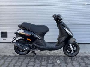 Piaggio ZIP 2024 в Вилкавишкис, объемом двигателя 49.00 л и пробегом 4 тыс. км за 880 €, фото 2 на AUTOMOTO.COM.LV