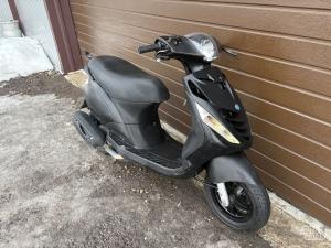 Piaggio ZIP 2024 в Кельме, объемом двигателя 0.05 л и пробегом 8 тыс. км за 465 €, фото  на AUTOMOTO.COM.LV