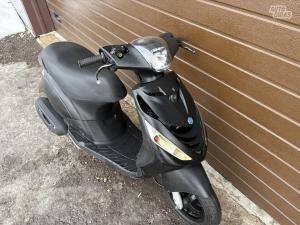 Piaggio ZIP 2024 in Kelme, with an engine capacity of 0.05 L and mileage of 8 thousand km for 465 €, photo 4 on AUTOMOTO.COM.LV
