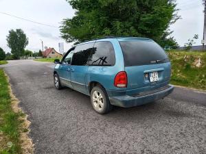 Zils Plymouth Voyager 2003 Nemenčinė, ar dzinēja tilpumu 3.30 L un nobraukumu 210 tūkst. km par 1300 €, foto  vietnē AUTOMOTO.COM.LV