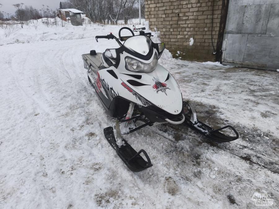 White Polaris Dragon 2009 in Ignalina, with an engine capacity of 0.80 L and mileage of 9 thousand km for 2550 €, photo 2 on AUTOMOTO.COM.LV