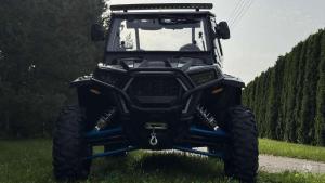 Черный Полярис RZR 2022 в Лаздияй, объемом двигателя 1.00 л и пробегом 35 тыс. км за 15000 €, фото 3 на AUTOMOTO.COM.LV