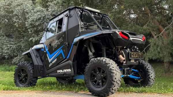 Черный Полярис RZR 2022 в Лаздияй, объемом двигателя 1.00 л и пробегом 35 тыс. км за 15000 €, фото 6 на AUTOMOTO.COM.LV