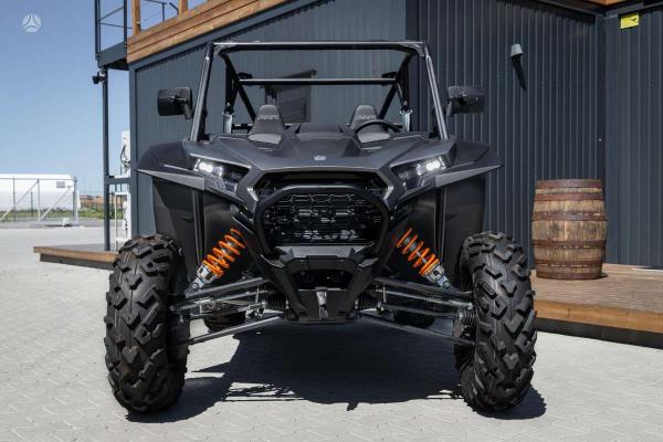 Melns Polaris RZR 2024 Kauņa, ar dzinēja tilpumu 1.00 L un nobraukumu 0 tūkst. km par 24490 €, foto 2 vietnē AUTOMOTO.COM.LV