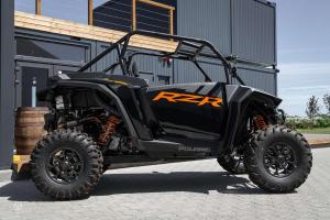 Black Polaris RZR 2024 in Kaunas, with an engine capacity of 1.00 L and mileage of 0 thousand km for 24490 €, photo 6 on AUTOMOTO.COM.LV