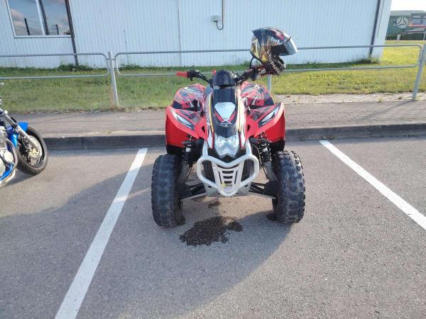 Красный Полярис Scrambler 2012 в Таураге, объемом двигателя 0.50 л и пробегом 6 тыс. км за 3200 €, фото 2 на AUTOMOTO.COM.LV