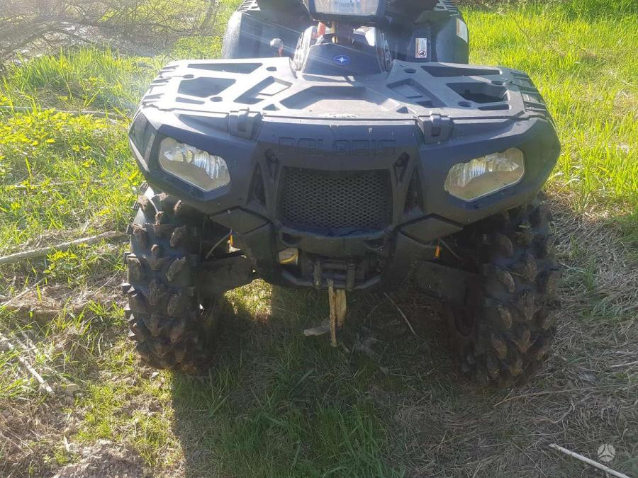 Black Polaris Sportsman 2015 in Kedainiai, with an engine capacity of 1.00 L and mileage of 2 thousand km for 6900 €, photo 12 on AUTOMOTO.COM.LV