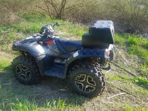 Black Polaris Sportsman 2015 in Kedainiai, with an engine capacity of 1.00 L and mileage of 2 thousand km for 6900 €, photo 17 on AUTOMOTO.COM.LV