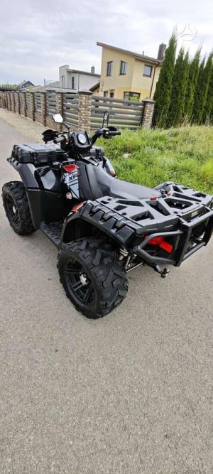 Black Polaris Sportsman 2015 in Alytus, with an engine capacity of 1.00 L and mileage of 8 thousand km for 7300 €, photo 7 on AUTOMOTO.COM.LV