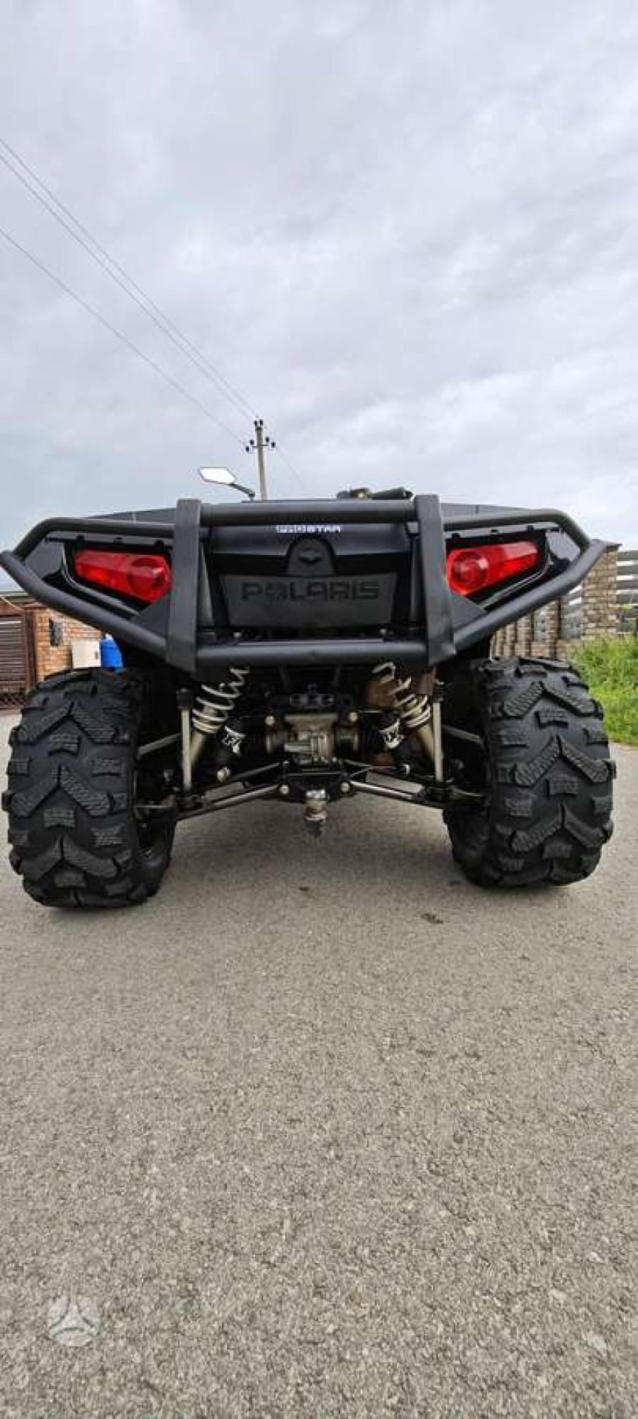 Black Polaris Sportsman 2015 in Alytus, with an engine capacity of 1.00 L and mileage of 8 thousand km for 7300 €, photo 8 on AUTOMOTO.COM.LV