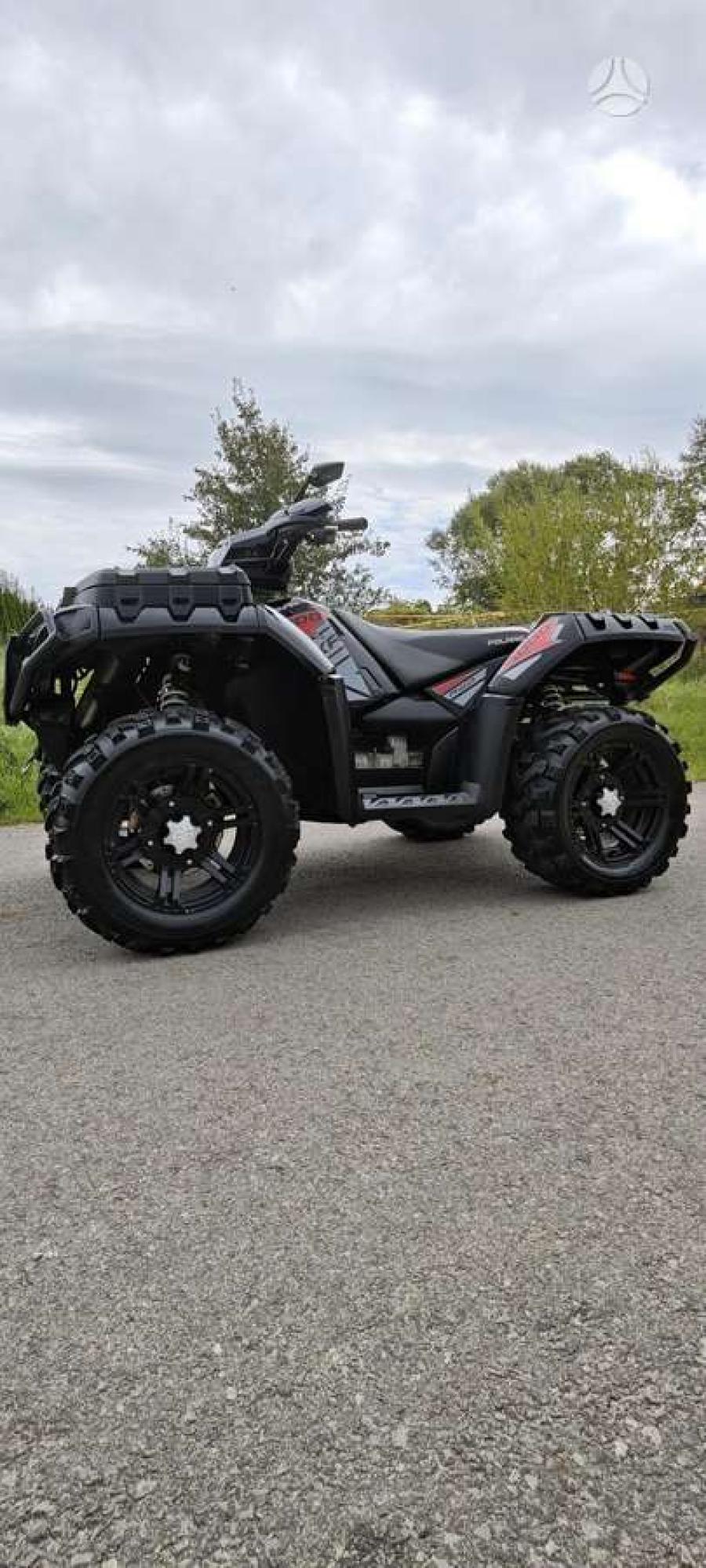 Black Polaris Sportsman 2015 in Alytus, with an engine capacity of 1.00 L and mileage of 8 thousand km for 7300 €, photo 13 on AUTOMOTO.COM.LV