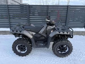 Pelēks Polaris Sportsman 2013 Šilutė, ar dzinēja tilpumu 0.85 L un nobraukumu 6 tūkst. km par 5700 €, foto  vietnē AUTOMOTO.COM.LV