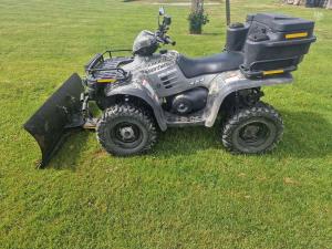 Полярис Sportsman 2003 в Плунге, объемом двигателя 0.70 л и пробегом 5 тыс. км за 3600 €, фото 1 на AUTOMOTO.COM.LV