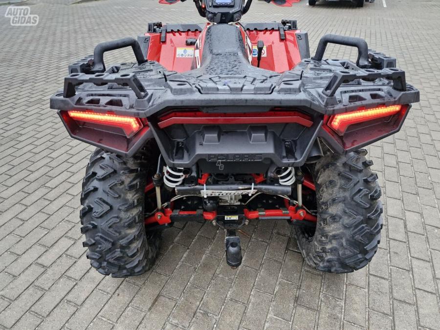 Red Polaris Sportsman 2019 in Siauliai, with an engine capacity of 1.00 L and mileage of 7 thousand km for 7350 €, photo 7 on AUTOMOTO.COM.LV