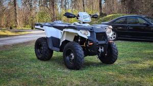 White Polaris Sportsman 2019 in Rapla, with an engine capacity of 0.57 L and mileage of 4 thousand km for 5190 €, photo 4 on AUTOMOTO.COM.LV