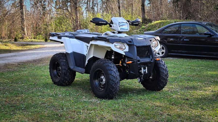 White Polaris Sportsman 2019 in Rapla, with an engine capacity of 0.57 L and mileage of 4 thousand km for 5190 €, photo 4 on AUTOMOTO.COM.LV