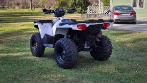 White Polaris Sportsman 2019 in Rapla, with an engine capacity of 0.57 L and mileage of 4 thousand km for 5190 €, photo 6 on AUTOMOTO.COM.LV