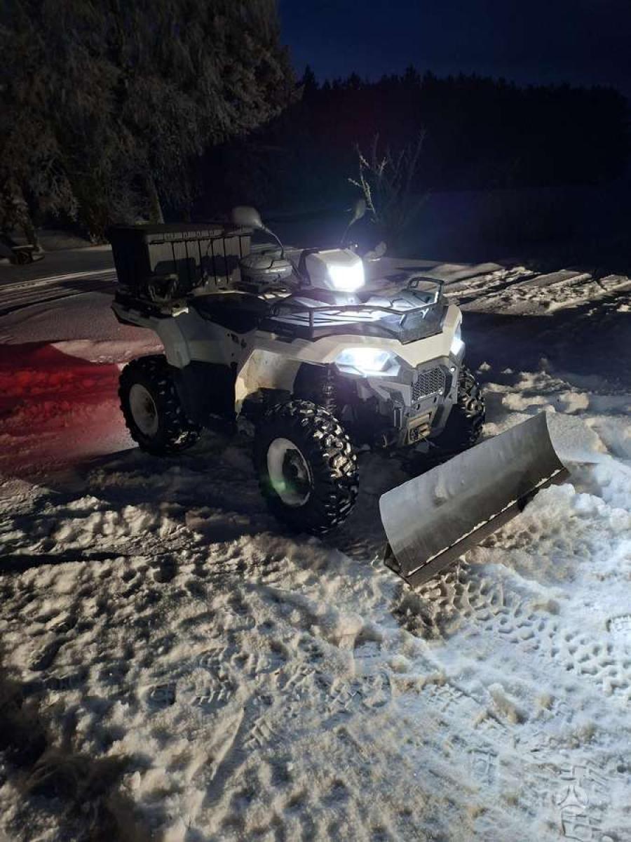 White Polaris Sportsman 2021 in Ariogala, with an engine capacity of 0.57 L and mileage of 12 thousand km for 5900 €, photo 1 on AUTOMOTO.COM.LV