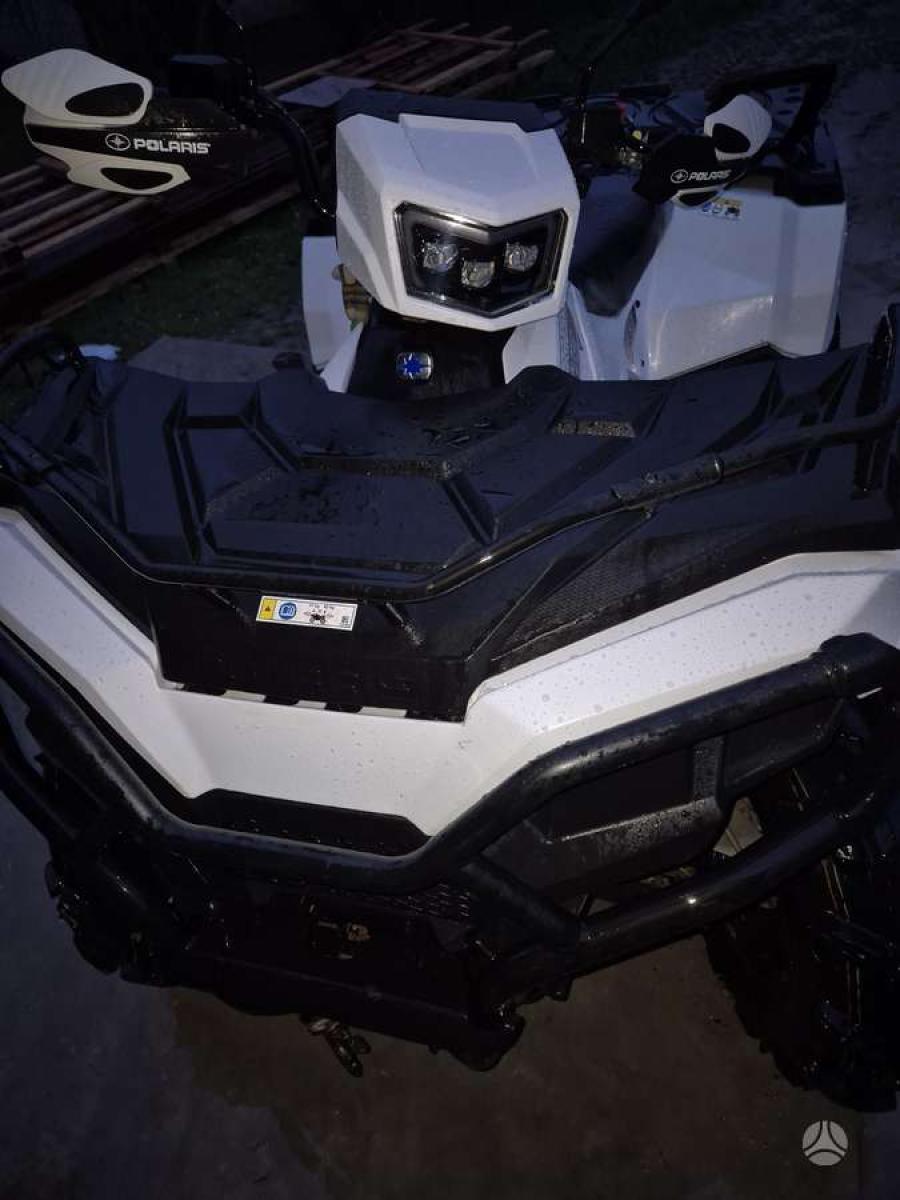 White Polaris Sportsman 2022 in Sakiai, with an engine capacity of 0.57 L and mileage of 4 thousand km for 6900 €, photo 3 on AUTOMOTO.COM.LV