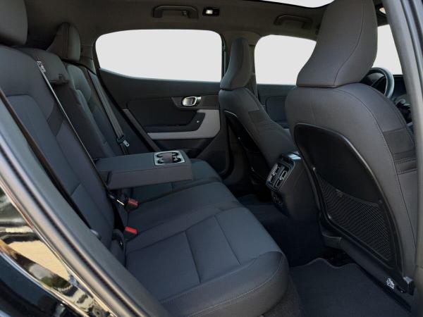 Melns Polestar 2 2021 Pērnava, ar dzinēja tilpumu 0.00 L un nobraukumu 119 tūkst. km par 27400 €, foto 7 vietnē AUTOMOTO.COM.LV
