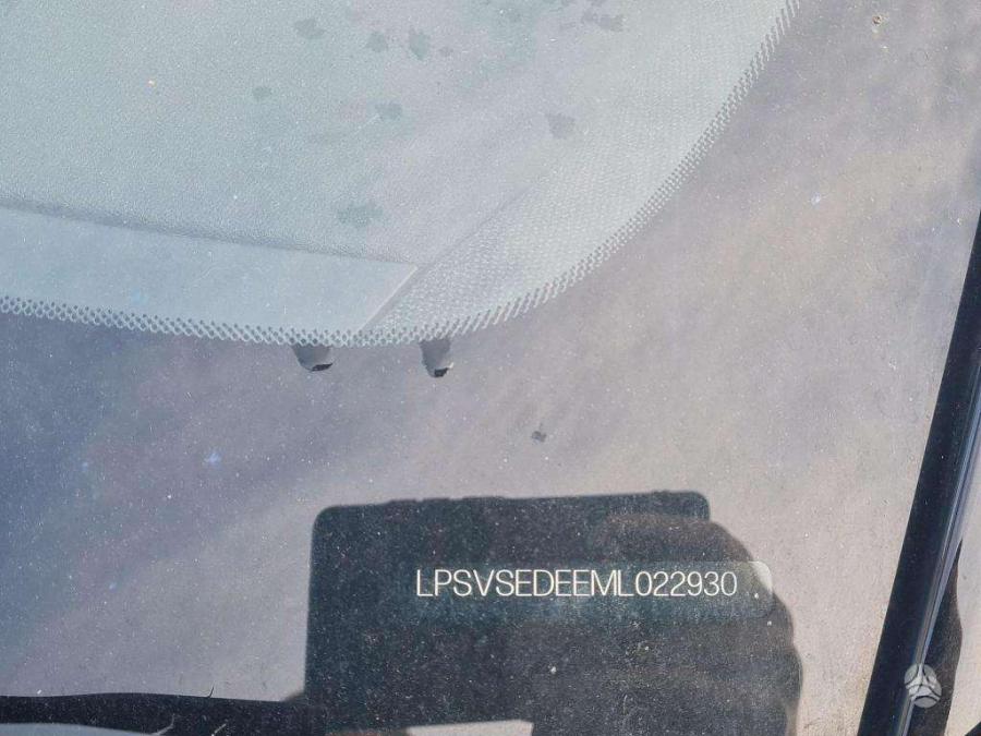Black Polestar 2 2021 in Vilnius, with an engine capacity of 0.00 L and mileage of 63 thousand km for 17800 €, photo 13 on AUTOMOTO.COM.LV
