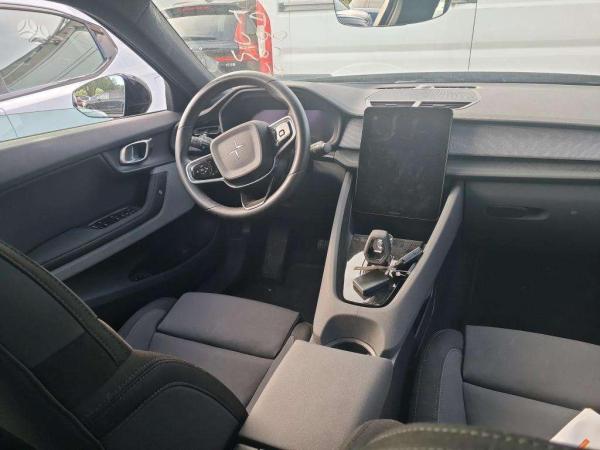 Черный Polestar 2 2021 в Вильнюс, объемом двигателя 0.00 л и пробегом 63 тыс. км за 17800 €, фото 7 на AUTOMOTO.COM.LV