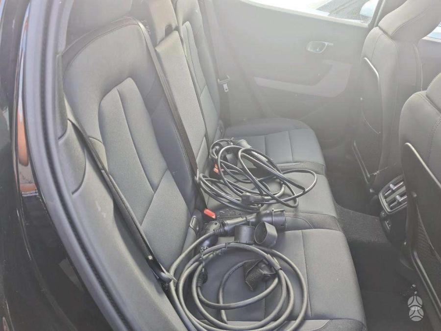 Black Polestar 2 2021 in Vilnius, with an engine capacity of 0.00 L and mileage of 63 thousand km for 17800 €, photo 10 on AUTOMOTO.COM.LV