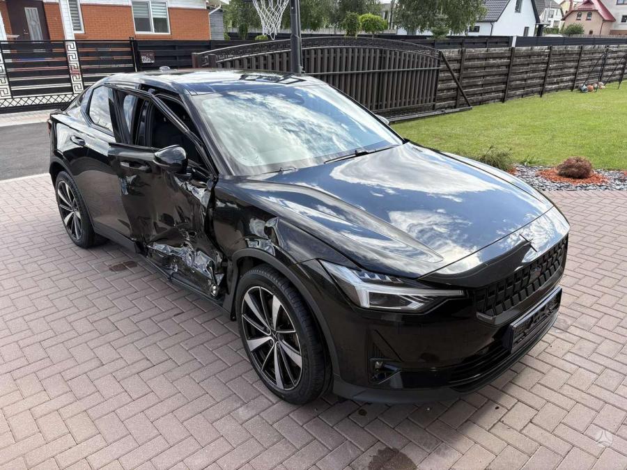 Черный Polestar 2 2021 в Мажейкяй, объемом двигателя 0.00 л и пробегом 115 тыс. км за 11999 €, фото 6 на AUTOMOTO.COM.LV