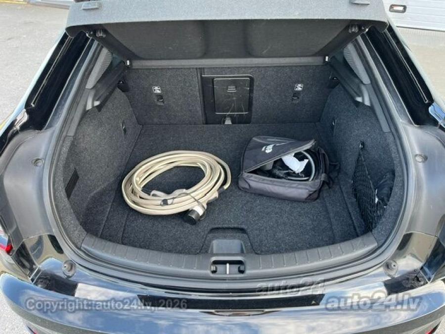 Черный Polestar 2 2020 в Таллин, объемом двигателя 0.00 л и пробегом 105 тыс. км за 24300 €, фото 13 на AUTOMOTO.COM.LV